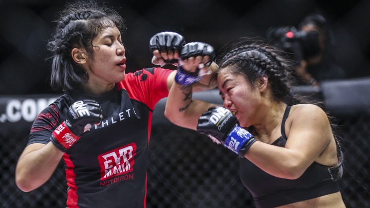 'Ong sát thủ MMA' Bi Nguyễn thua đau ngày trở lại võ đài ONE Championship