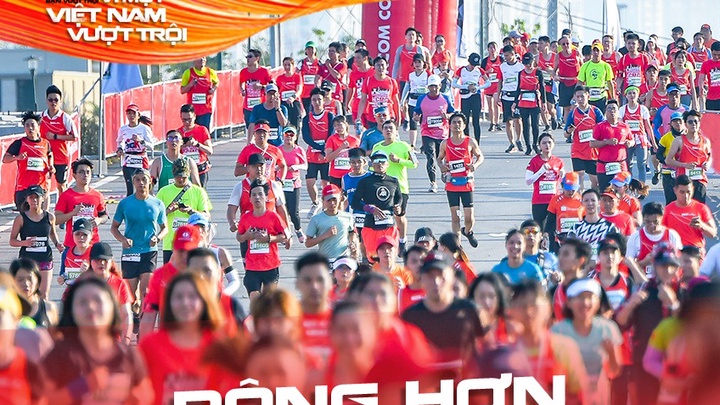 Techcombank Ho Chi Minh City International Marathon đạt mốc VĐV đăng ký ...