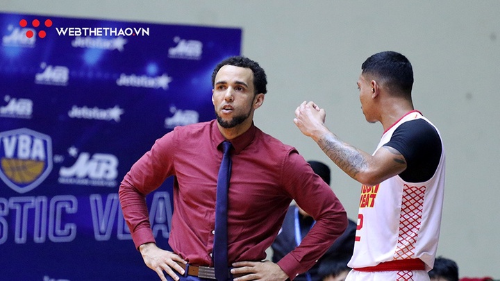 HLV David Singleton làm thuyền trưởng đội đương kim Á quân Canada