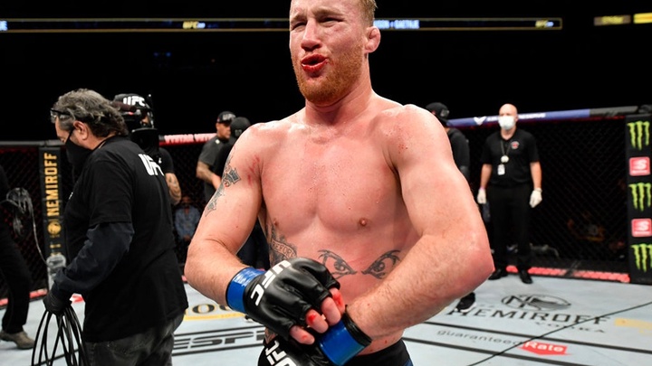 Justin Gaethje gia hạn hợp đồng với UFC, ngán ngẩm tình cảnh ở hạng nhẹ