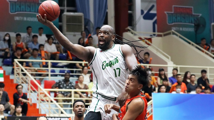 DeAngelo Hamilton tái xuất VBA: “Tôi vô cùng biết ơn vì được trở lại ...