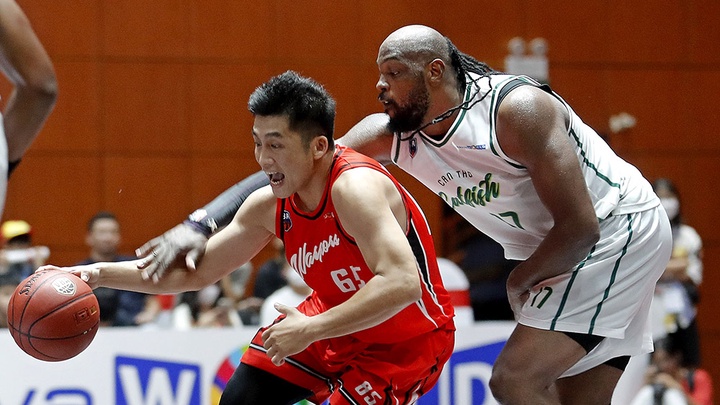 DeAngelo Hamilton quân bình kỷ lục, suýt lập triple-double hiếm thấy ...