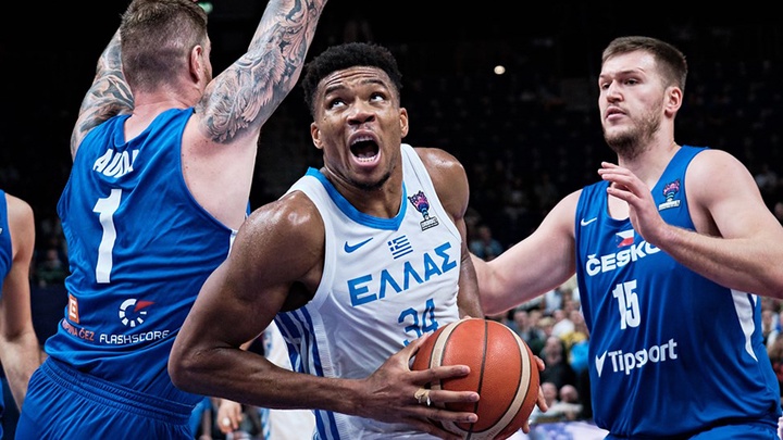 Bóng rổ châu Âu và đội tuyển quốc gia khác với bóng rổ NBA như thế nào?