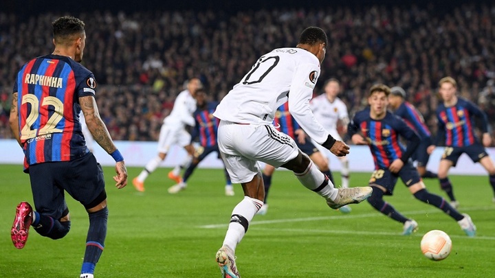 Đội hình ra sân dự kiến MU vs Barca: Xavi thay đổi hàng tiền vệ