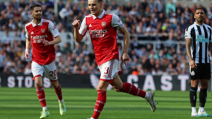 Đội hình ra sân Arsenal vs Brighton: "Pháo thủ" thay đổi 1 vị trí
