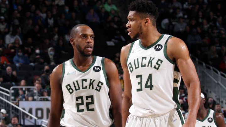 Bất ngờ từ chối lương khủng tại Milwaukee Bucks, Khris Middleton trở ...