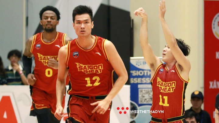Võ Kim Bản cùng Saigon Heat quân bình kỷ lục 3 điểm, nối dài mạch bất ...
