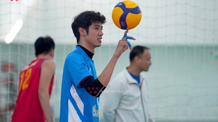 Phạm Thái Hưng nói lời chia tay bóng chuyền Sanest Khánh Hòa