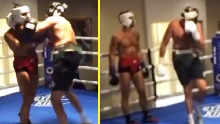 Lộ video Tyson Fury bị rách mắt khiến trận thống nhất đai với Usyk bị ...