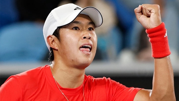 Sao trẻ 19 tuổi gốc Việt Learner Tien loại Daniil Medvedev ở vòng 2 ...