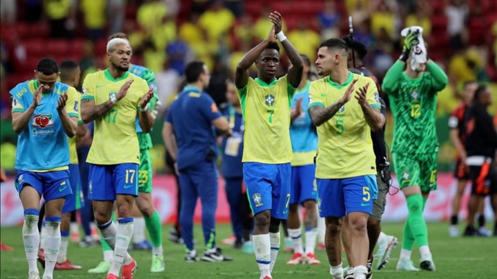 Brazil bổ sung 4 cầu thủ để tham gia trận siêu kinh điển với Argentina