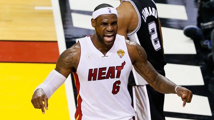 Nhân viên an ninh Miami Heat đánh cắp hơn 400 món đồ, bao gồm áo 3,7 ...