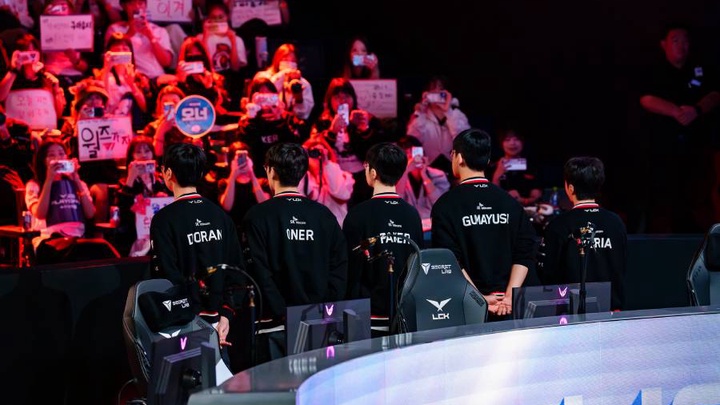 Thất bại trước Gen.G, T1 khởi động CKTG 2025 từ vòng Play-in