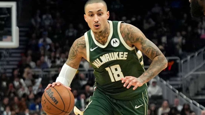 Milwaukee Bucks rao bán Kyle Kuzma: Sẵn sàng gắn thêm Draft Pick để ...