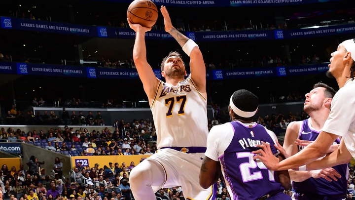 Vùi dập Sacramento Kings, LA Lakers bay cao với hai trận thắng đậm ...