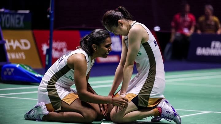 Pearly Tan / Thinaah và Cheng Tang Jie / Toh Ee Wei đi vào lịch sử cầu lông Malaysia ở giải vô ...