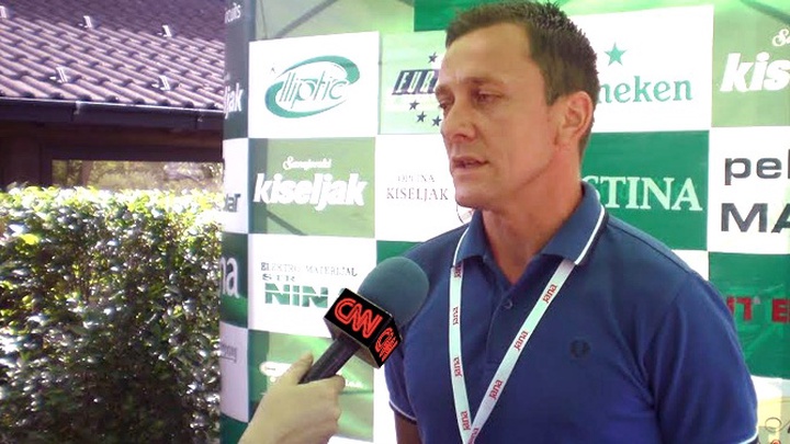 Rao bán suất đặc cách không thành, HLV tennis bị cấm hành nghề