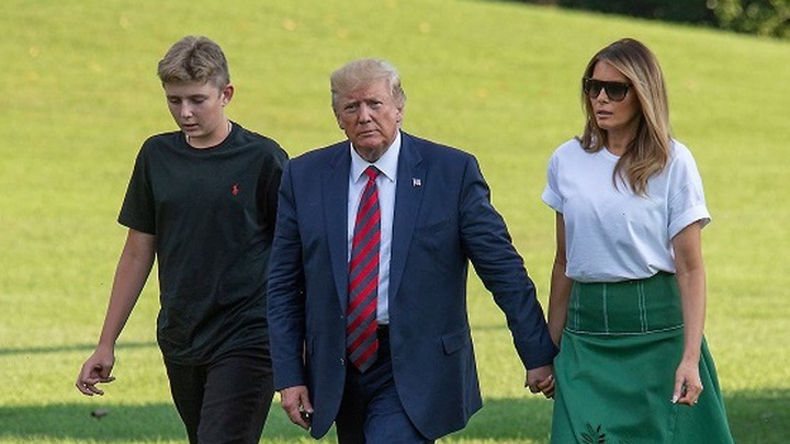“Fan cứng” Arsenal - Barron Trump cao bao nhiêu ở năm 2020?
