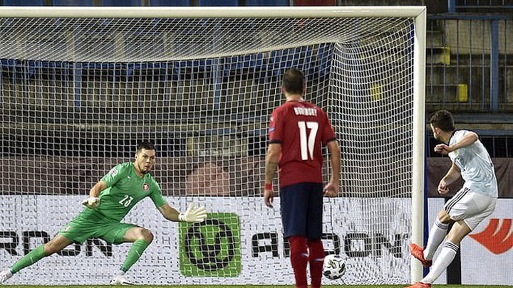 Filip Nguyễn dự bị trong trận thua của tuyển CH Czech