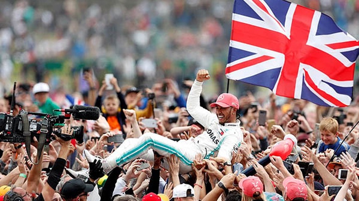 Djokovic và Federer khiến F1 phải cân nhắc đổi lịch đua British Grand Prix!