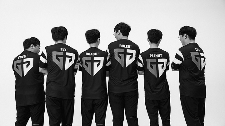 Trực tiếp LCK Mùa Hè ngày cuối vòng bảng: DWG vs GEN; HLE vs GRF