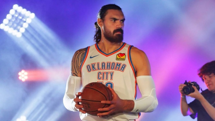 Steven Adams tiếp nối Ben Simmons ném quả 3 điểm đầu tiên trong sự nghiệp