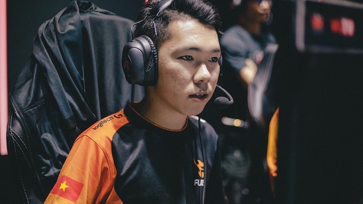 Tinikun vô tình tiết lộ tân binh đầu tiên của GAM