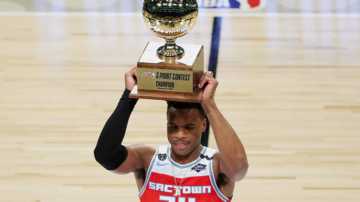 Buddy Hield ném cực "khét", đánh bại Devin Booker tại 3-Point Contest