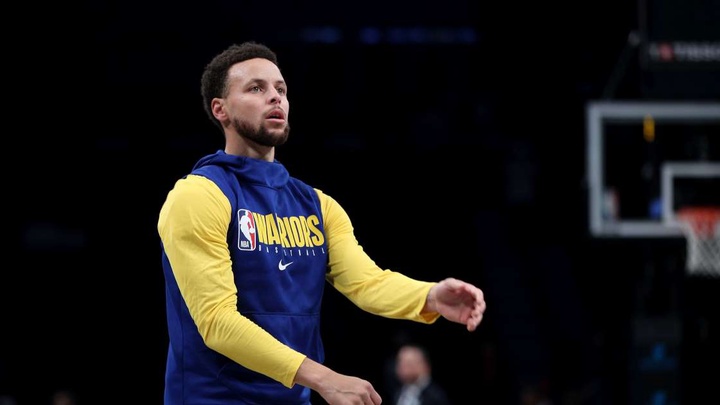 Steph Curry không được chơi quá 30 phút trước Toronto Raptors