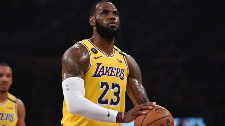 Tại sao LeBron James ném phạt ngày càng ổn định?