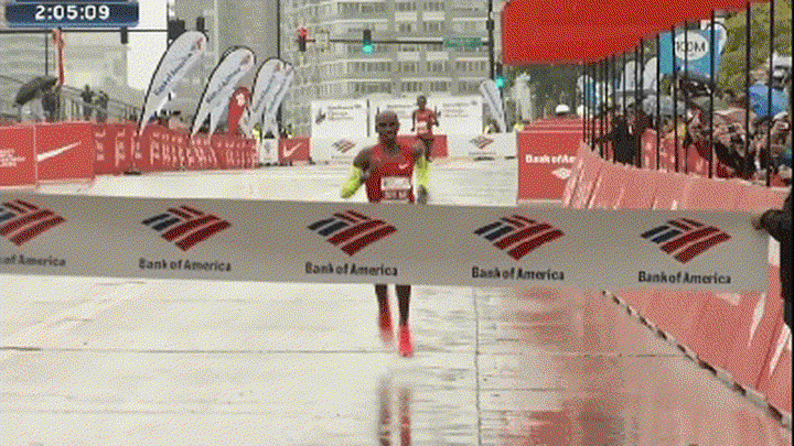Sir Mo Farah lần đầu VĐ marathon với kỷ lục châu Âu ở Chicago