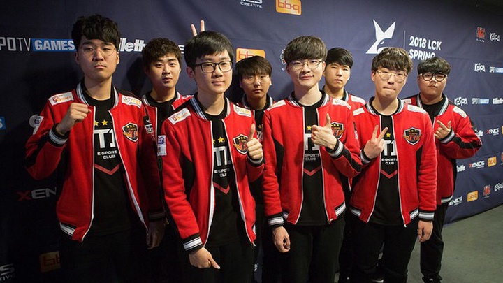 SKT tìm cách xây dựng lại sau khi... 7 thành viên chính rời đi