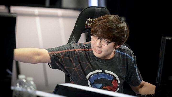 Huhi gia nhập đội hình 100 Thieves, Ryu thành trợ lý HLV