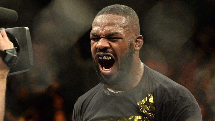 Jon Jones bí mật tu luyện "đòn knock-out sức mạnh chết người"