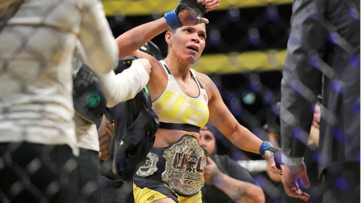 Amanda Nunes - nhà vô địch đồng tính đầu tiên của UFC