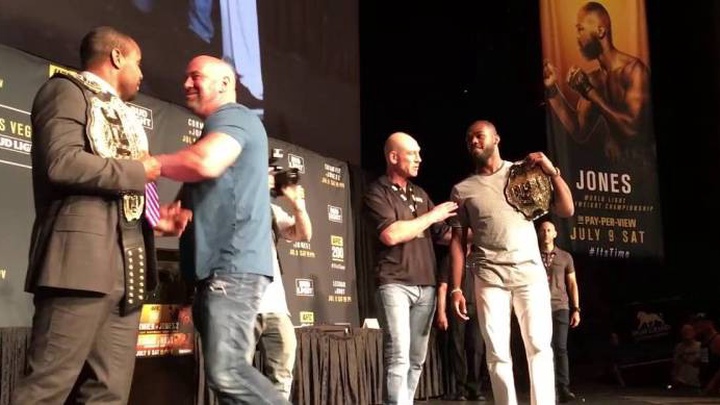 Những hình ảnh mới nhất về UFC 200