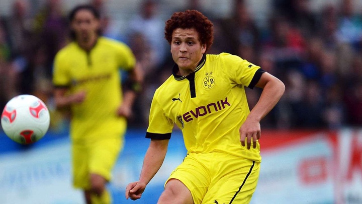 Mustafa Amini: "Sao xịt" Dortmund của U.23 Australia