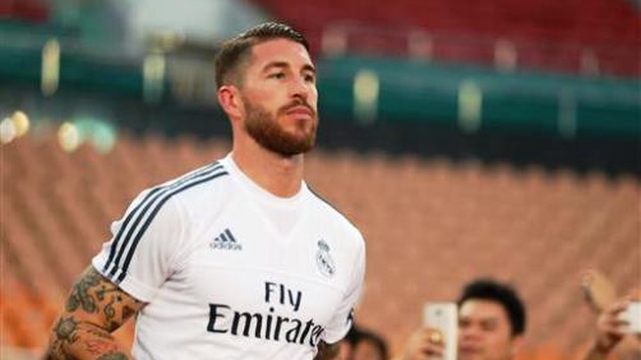 Ramos đồng ý gia hạn với Real